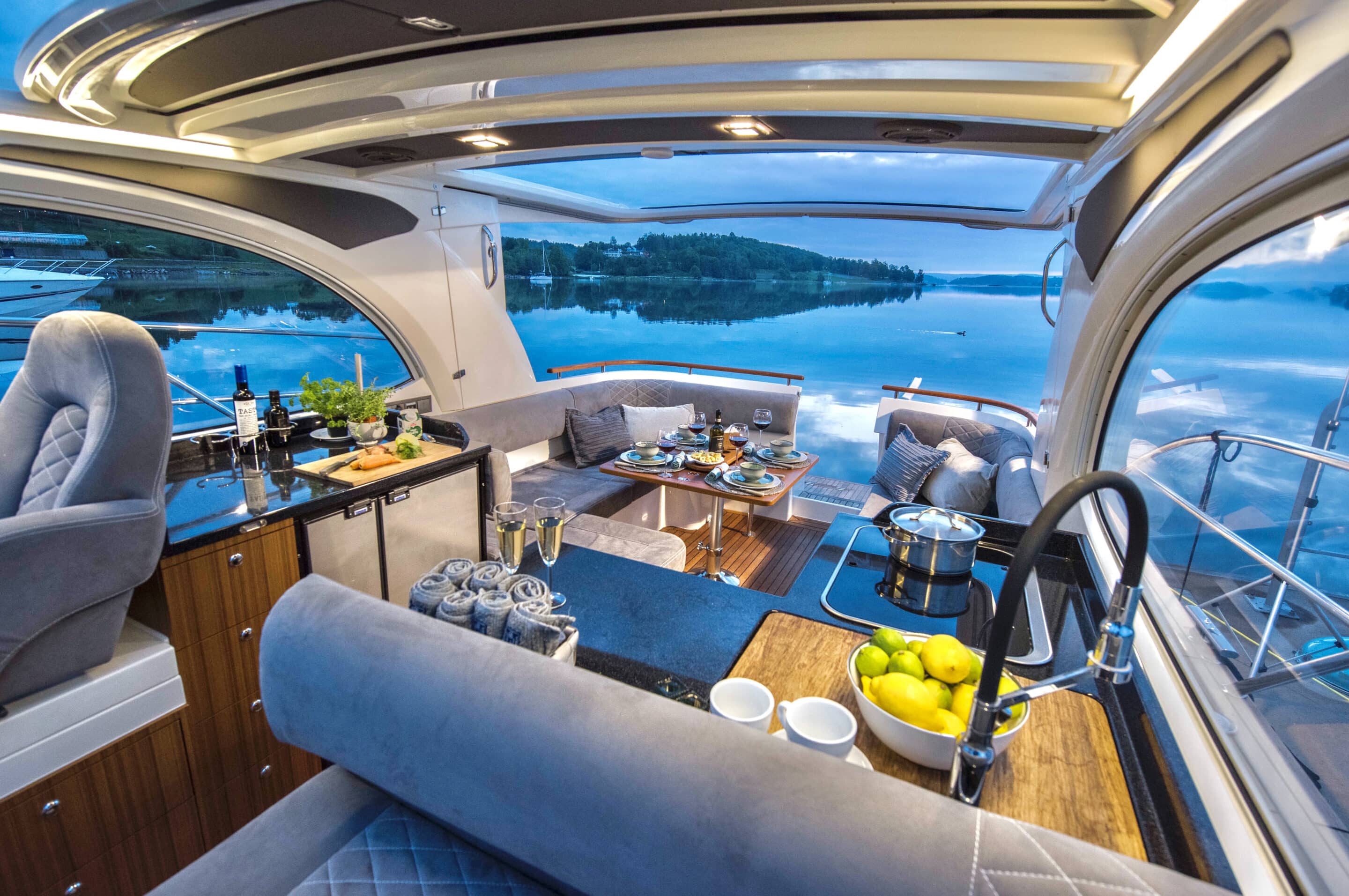 Marex 360 Cabriolet Cruiser - Merveille Nautic